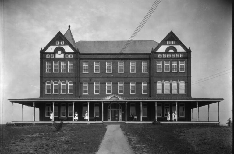 Burrell Memorial Hospital – The Gainsboro History Project
